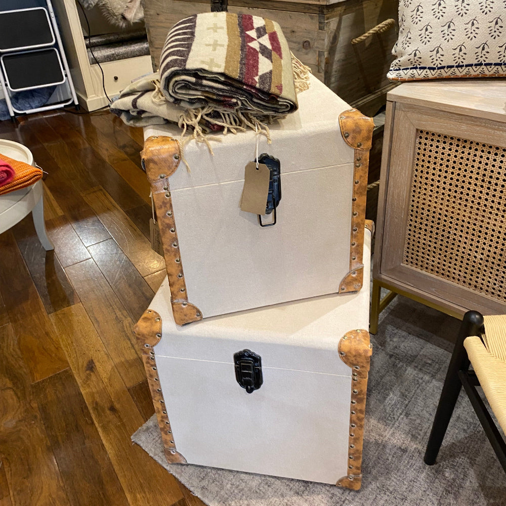 Square Linen Trunks, 2 sizes – Town & Country Interiors