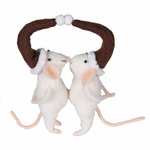 Kissing Mice Couple – Town & Country Interiors